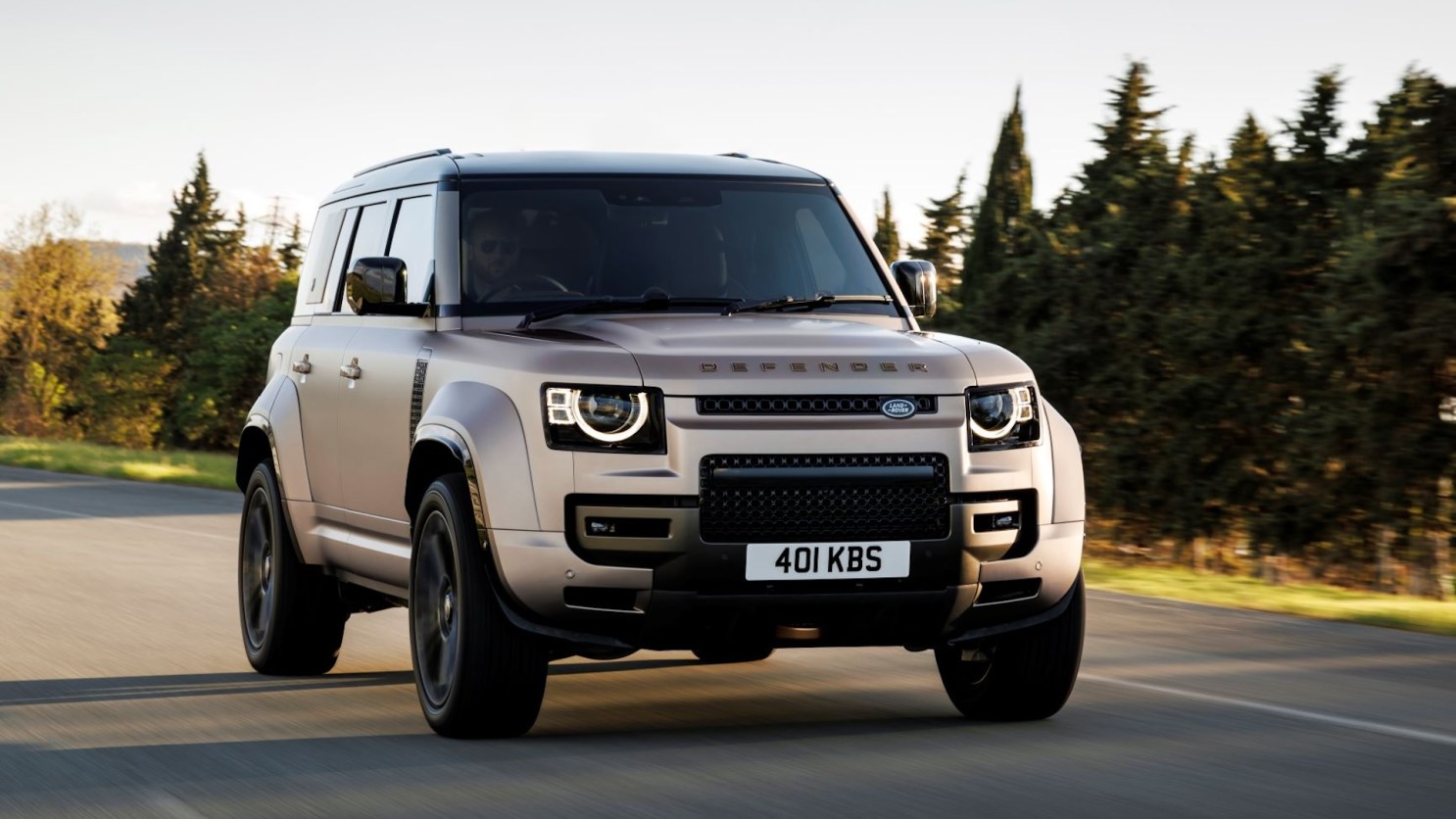 Land Rover Unveils Factory-Built Off-Road Kits to Upgrade Classic Defender