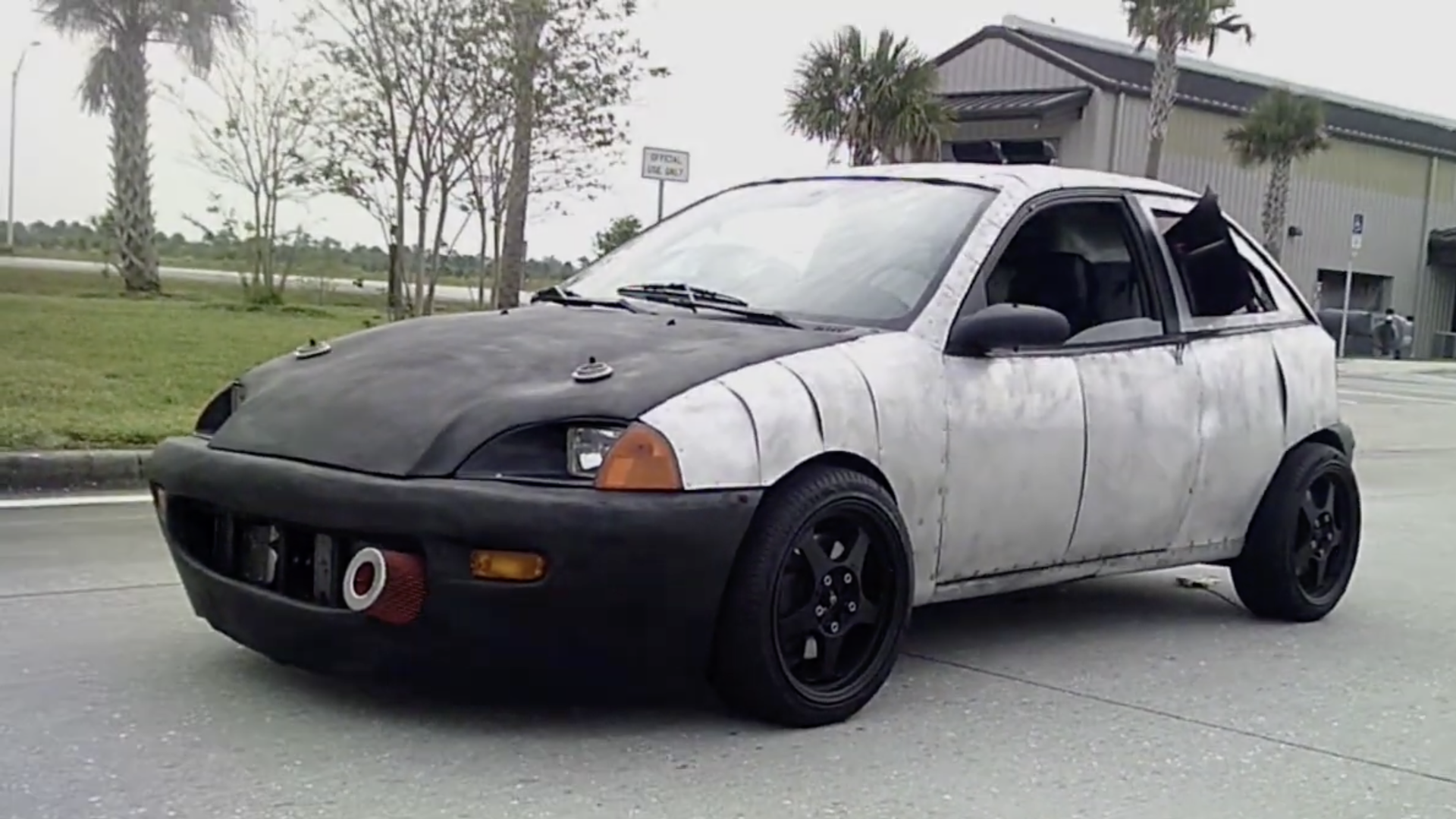Buy This Twin-Engine Geo Metro If You Absolutely Must Die in a Fiery Crash