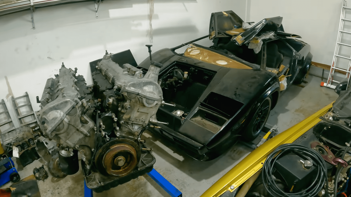 This BMW '858CSL' Is the Coolest E31 8 Series Build We've Ever Seen