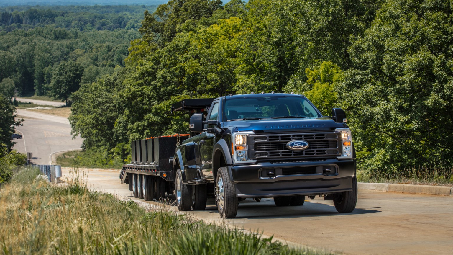 Next-Gen Ford Super Duty Will Be Electrified