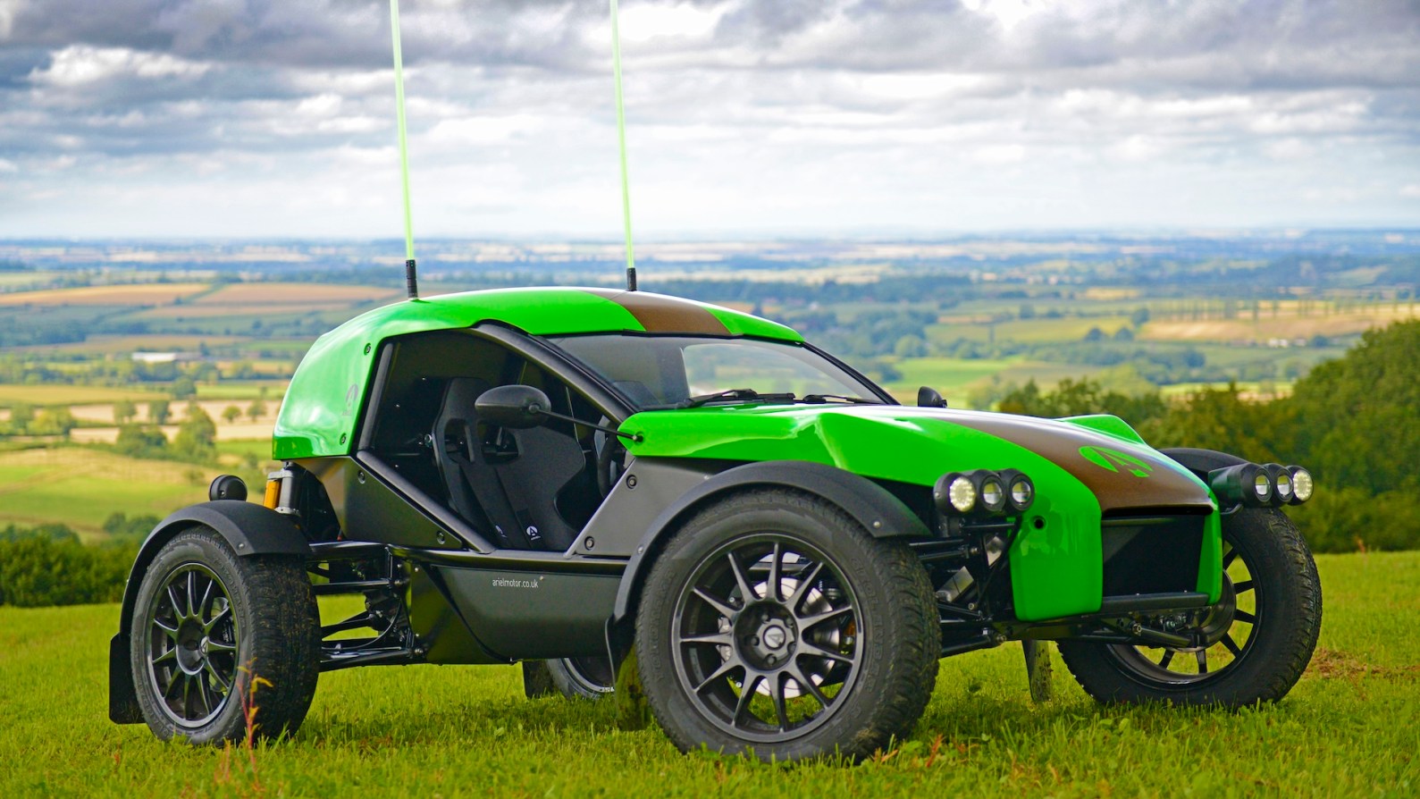 The Ariel E-Nomad Is Here to Teach the Cybertruck About Electric Off ...