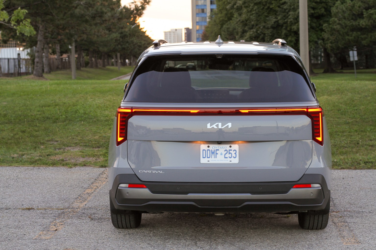 2025 Kia Carnival Review: The Great Minivan You'll Wish You Bought Tomorrow