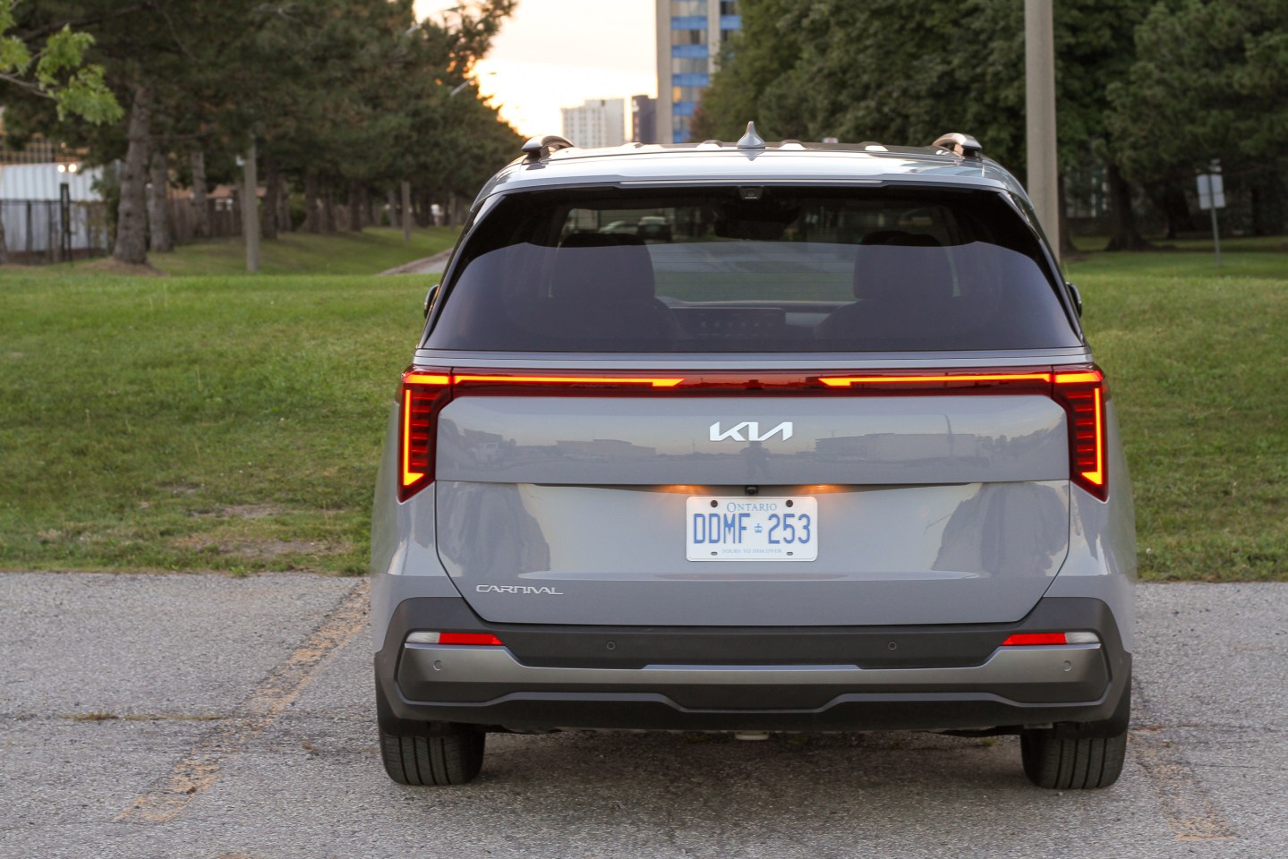 2025 Kia Carnival Review: The Great Minivan You'll Wish You Bought Tomorrow
