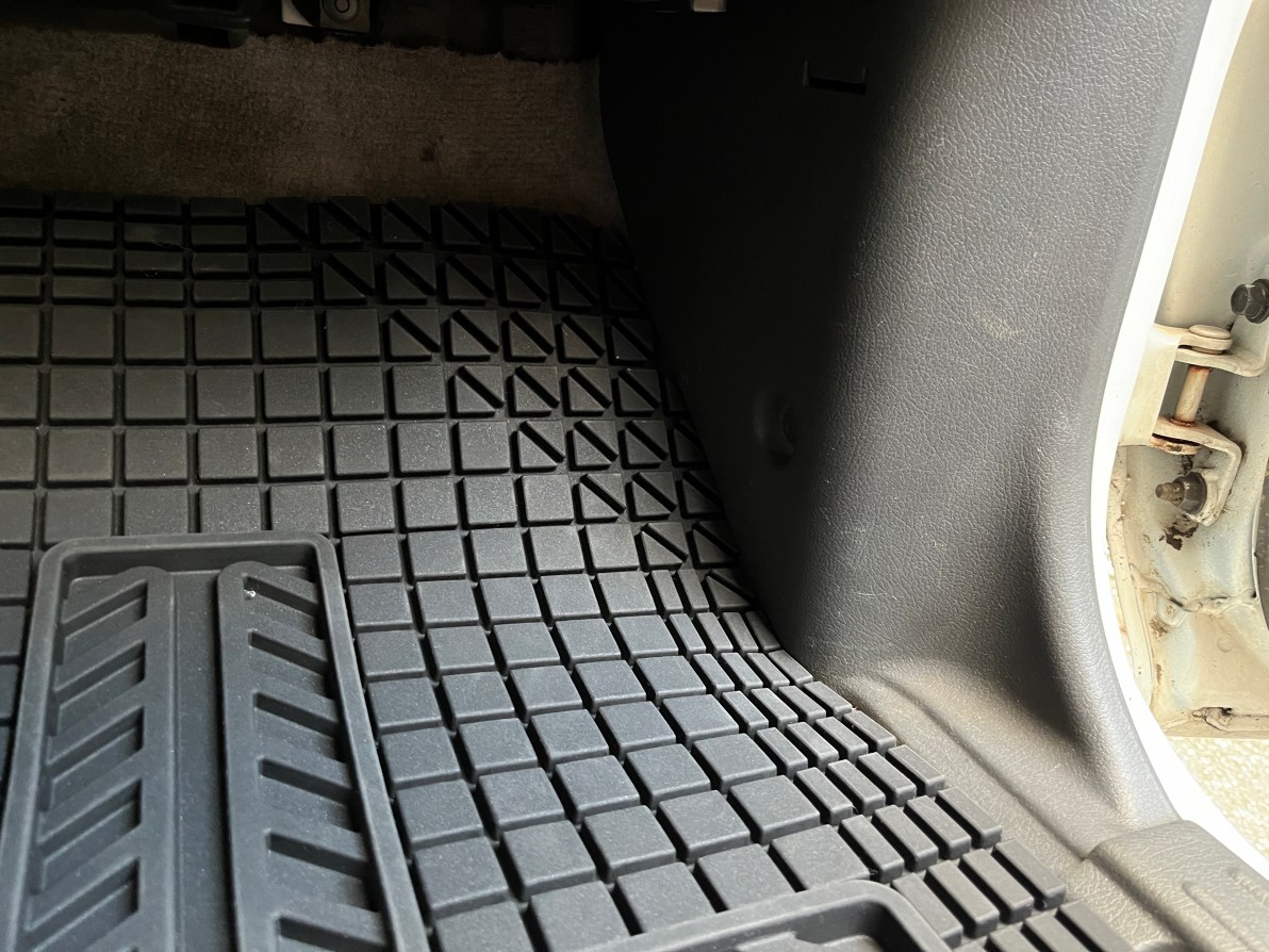 Husky Liners Floor Mat and Cargo Logic Hands-On Review