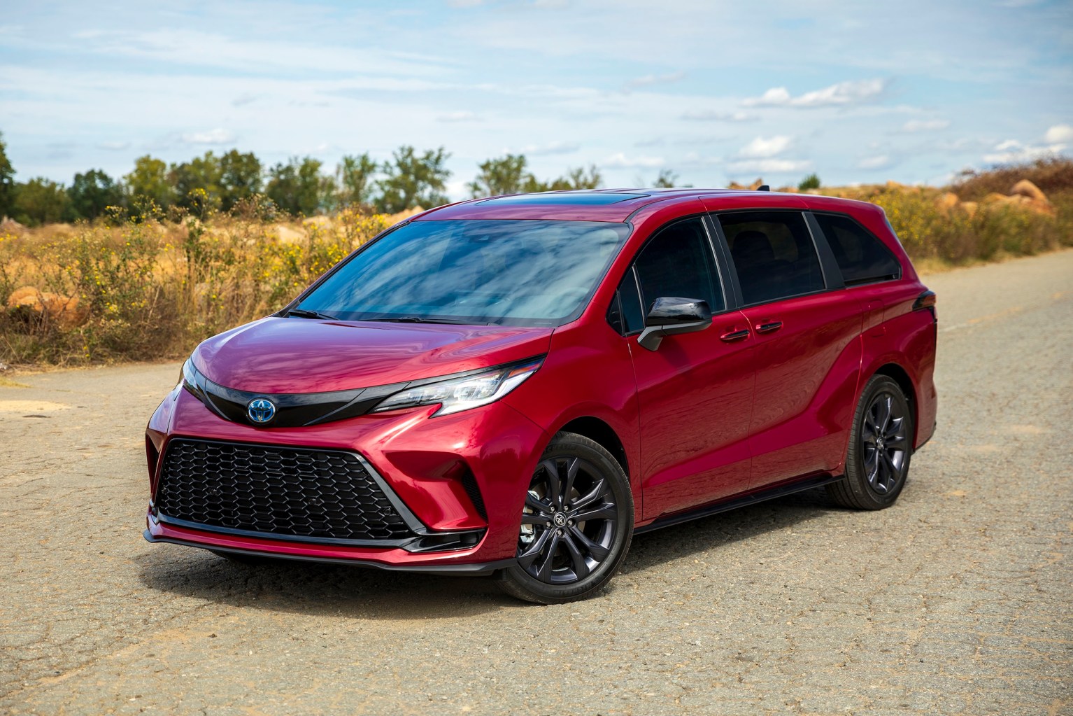 2025 Toyota Sienna Quick Review: The Last Honest Minivan
