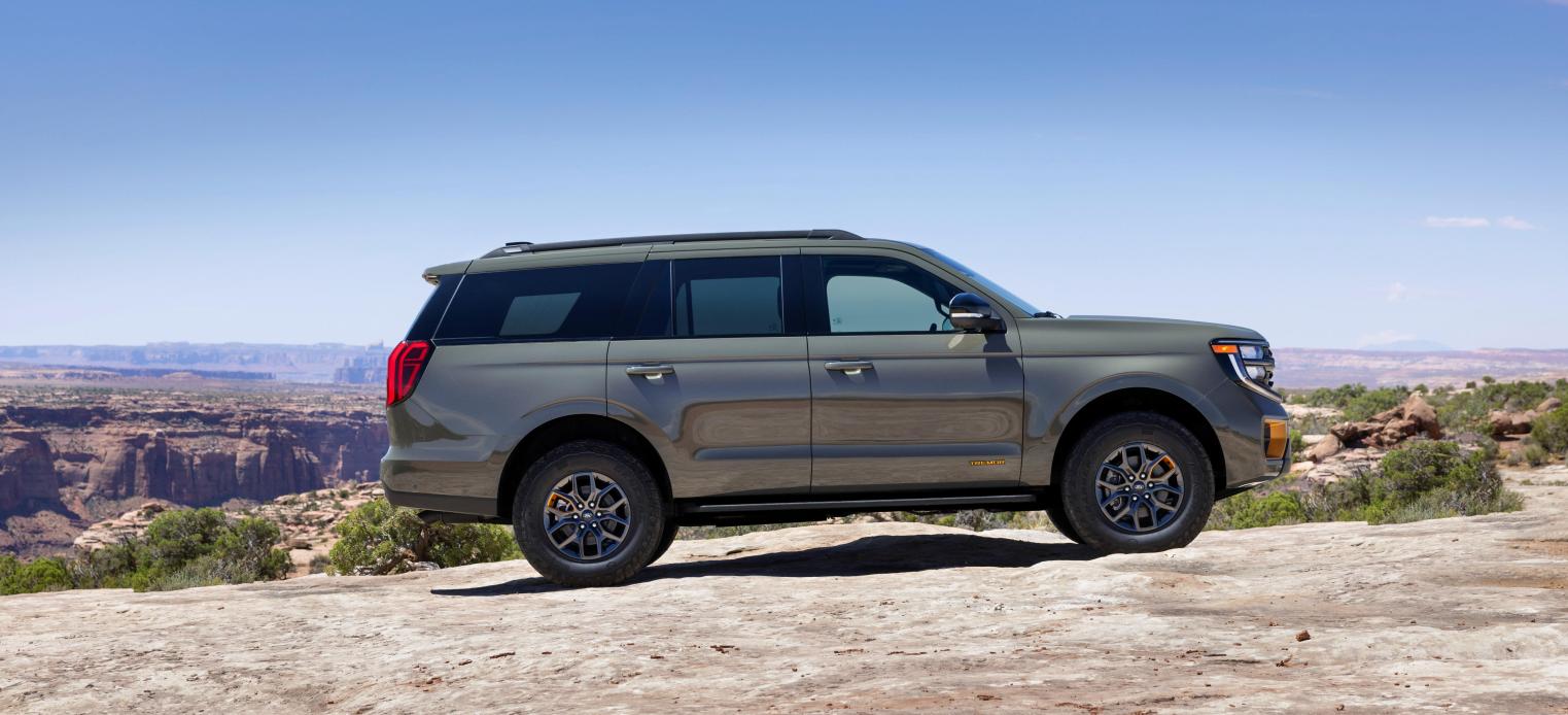 2025 Ford Expedition Tremor Gets the Full-Size Off-Road Formula Right