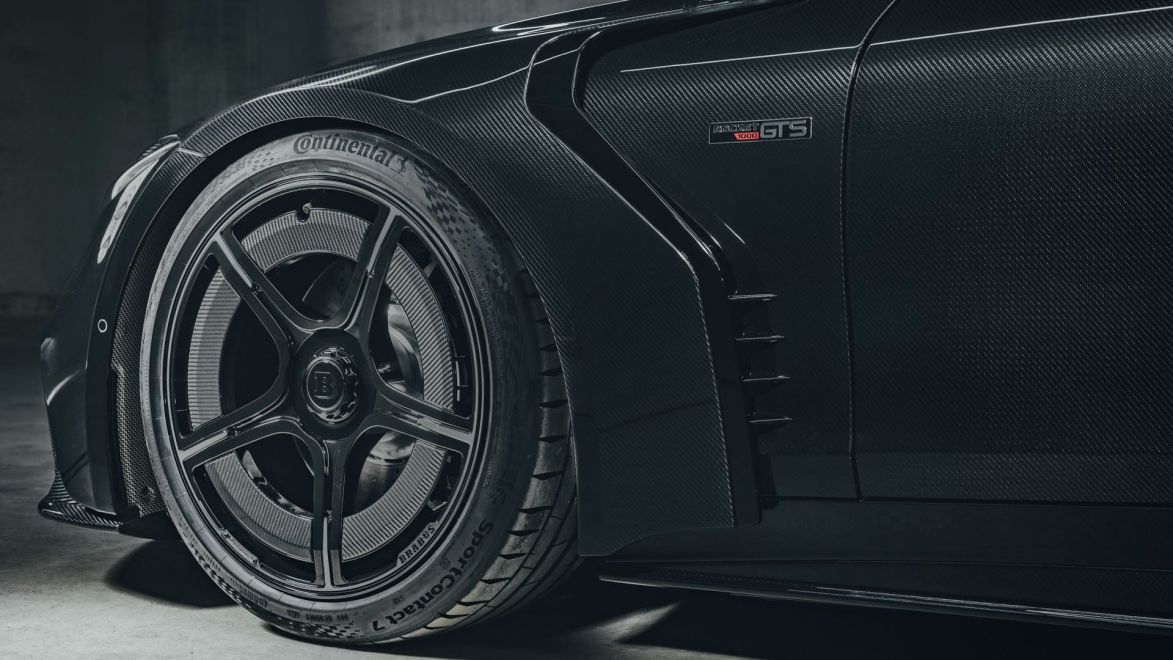 The Brabus Rocket GTS Is a 986-HP Clownshoe Made From a Mercedes SL