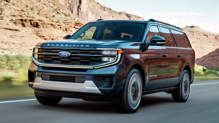 DIY Heroes Rig Ford Concept V10 to Work in a Lincoln Continental