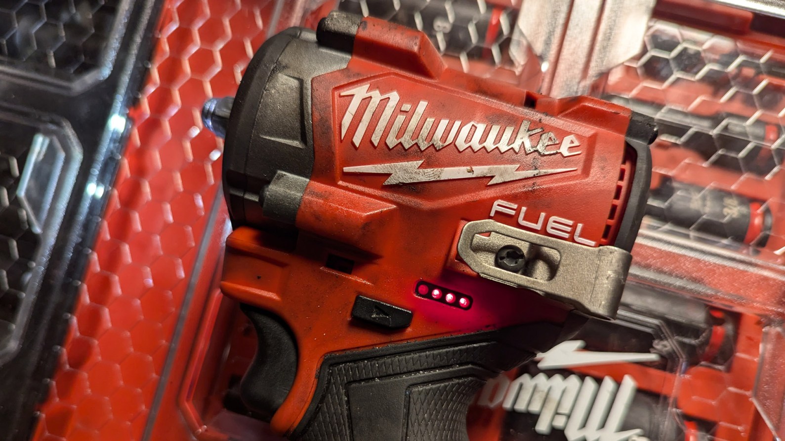 Milwaukee M12 Gen II 3/8-Inch Stubby Impact Hands-on Review