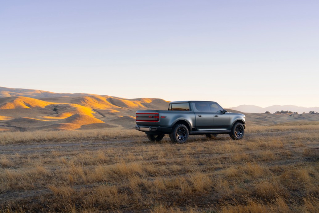 Scout Traveler and Terra EV Trucks Revealed: Solid Axle, Bench Seat ...