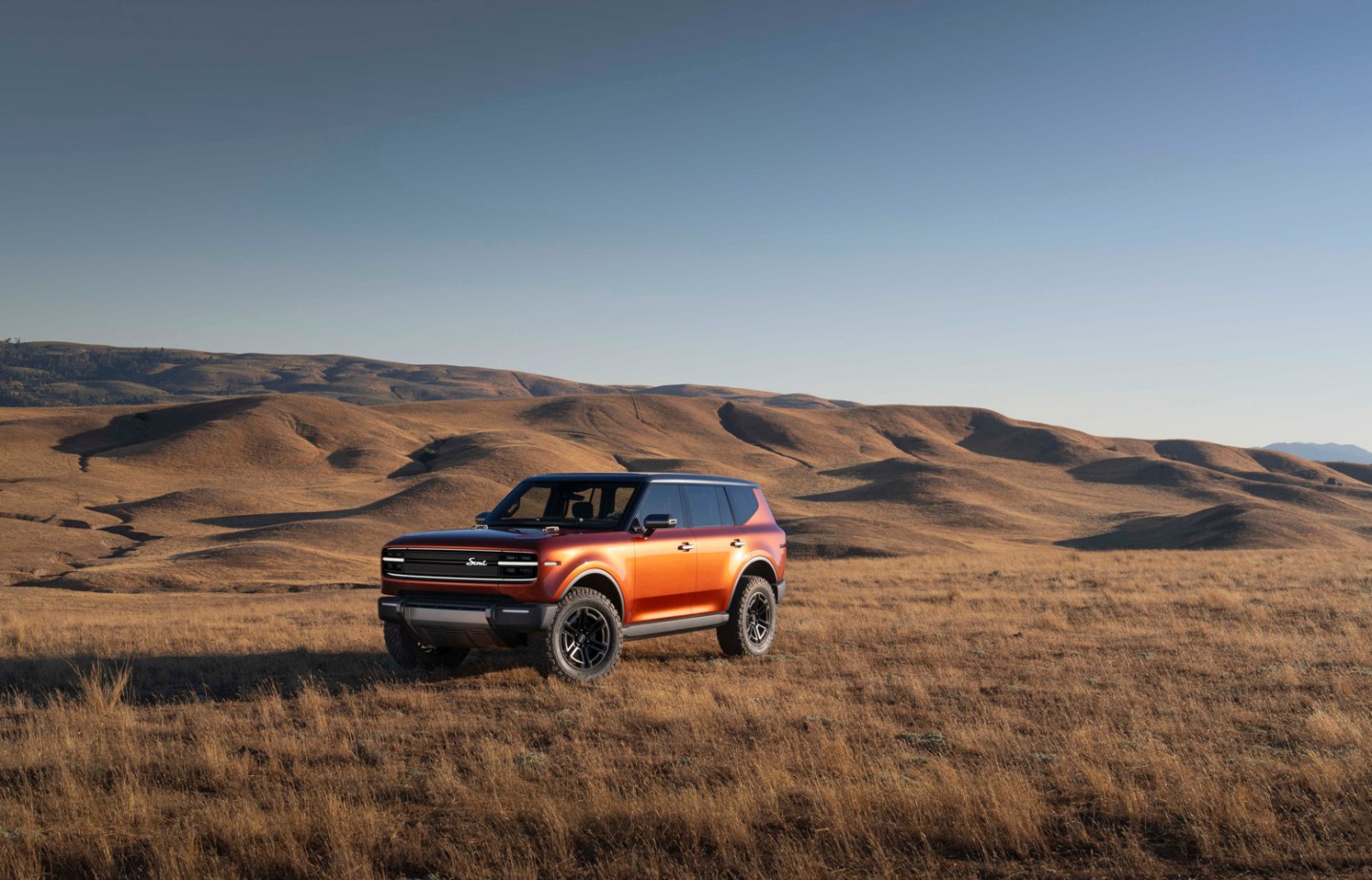 Scout Traveler and Terra EV Trucks Revealed: Solid Axle, Bench Seat ...
