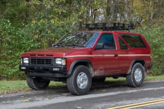 We Drove a 1987 Nissan Pathfinder. Here’s How It Compares to a New One