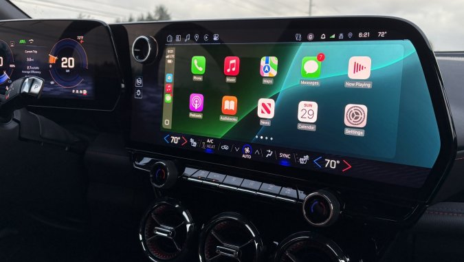 This Apple CarPlay Aftermarket Kit Could Fix GM's Mistake