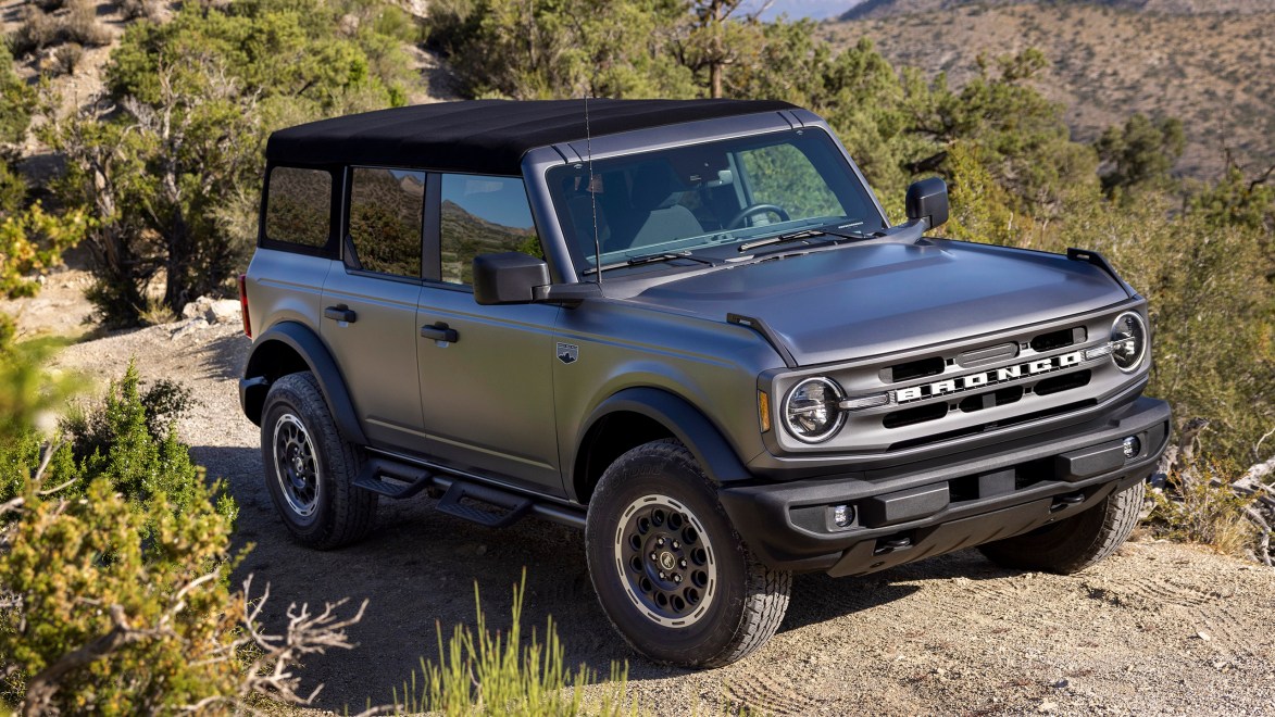 Forbidden Fruit: Shop Builds a Midsize Ford Raptor SUV From a Ford Everest