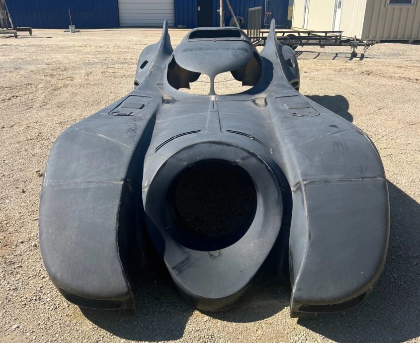 This Kit Turns Your C4 Corvette Into the 1989 Batmobile