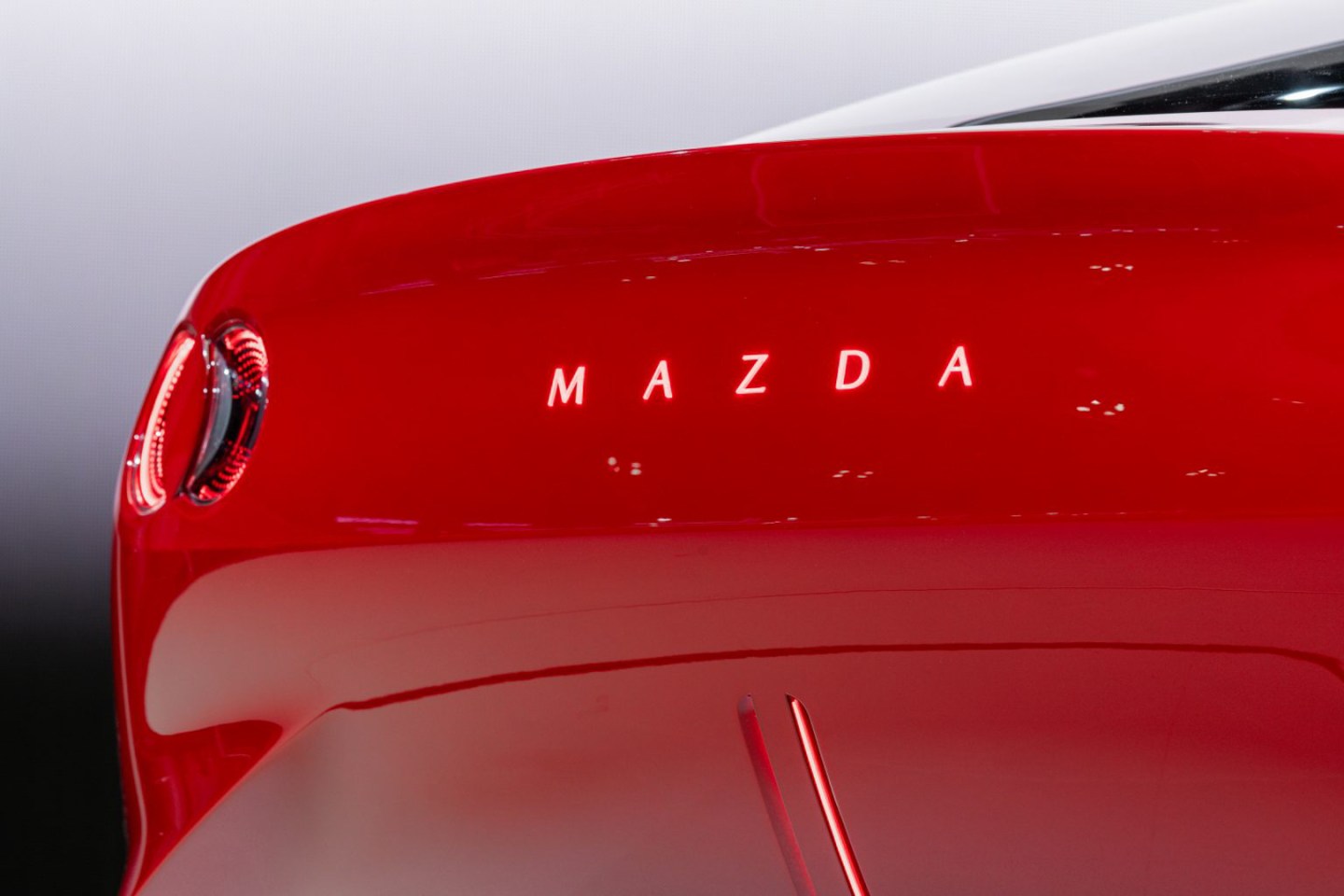 Stunning Iconic SP Rotary-Powered Sports Car Planned for Production: Mazda