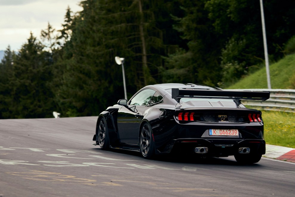 Ford Mustang GTD Sets Fastest Nurburgring Lap Time of Any American Car ...