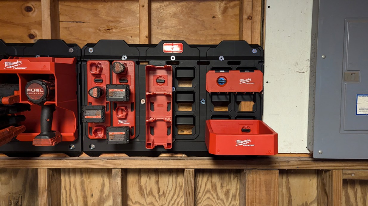 Milwaukee Packout Wall Plate Hands-On Review