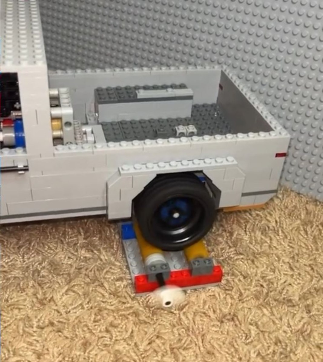 This Lego Motor Revs Higher Than Your Honda and Takes Pennzoil