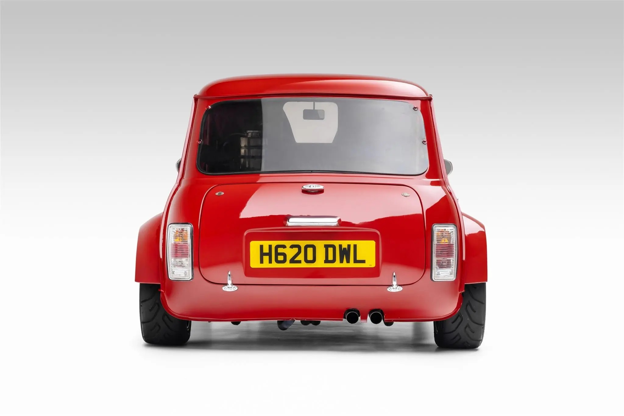 You Just Know This Old Mini With Twin Yamaha Sportbike Engines Can Scoot