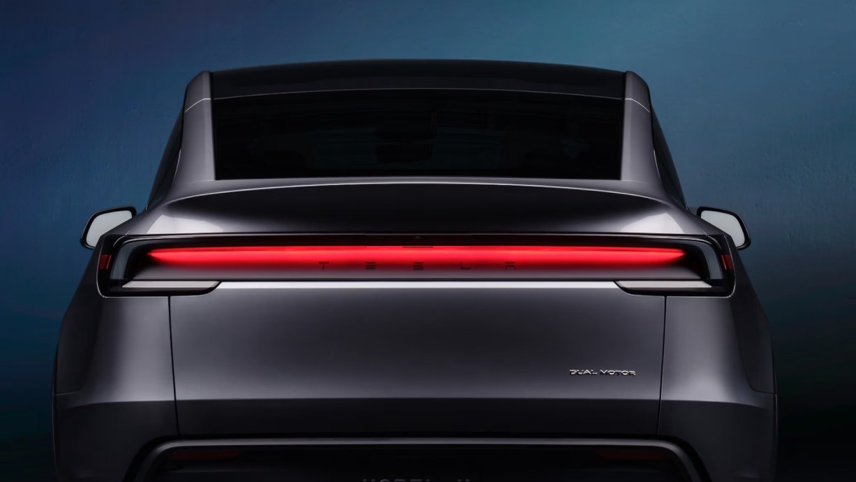 The New Tesla Model Y’s Turn Signal Stalks Are a Trend Worth Following