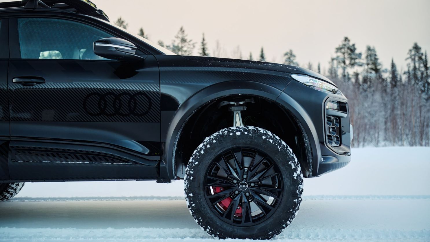 Audi Q6 E-Tron Off-Road Concept Is an Aggressive Take On the Outdoors