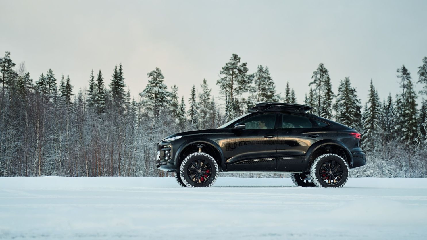 Audi Q6 E-Tron Off-Road Concept Is an Aggressive Take On the Outdoors