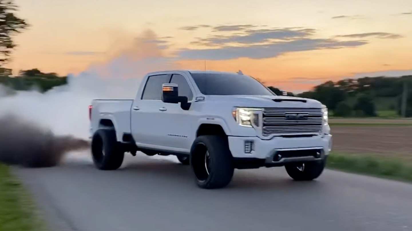 Dealers Are Refusing Toyota Tundra Trade-Ins Over Twin-Turbo V6 Recall