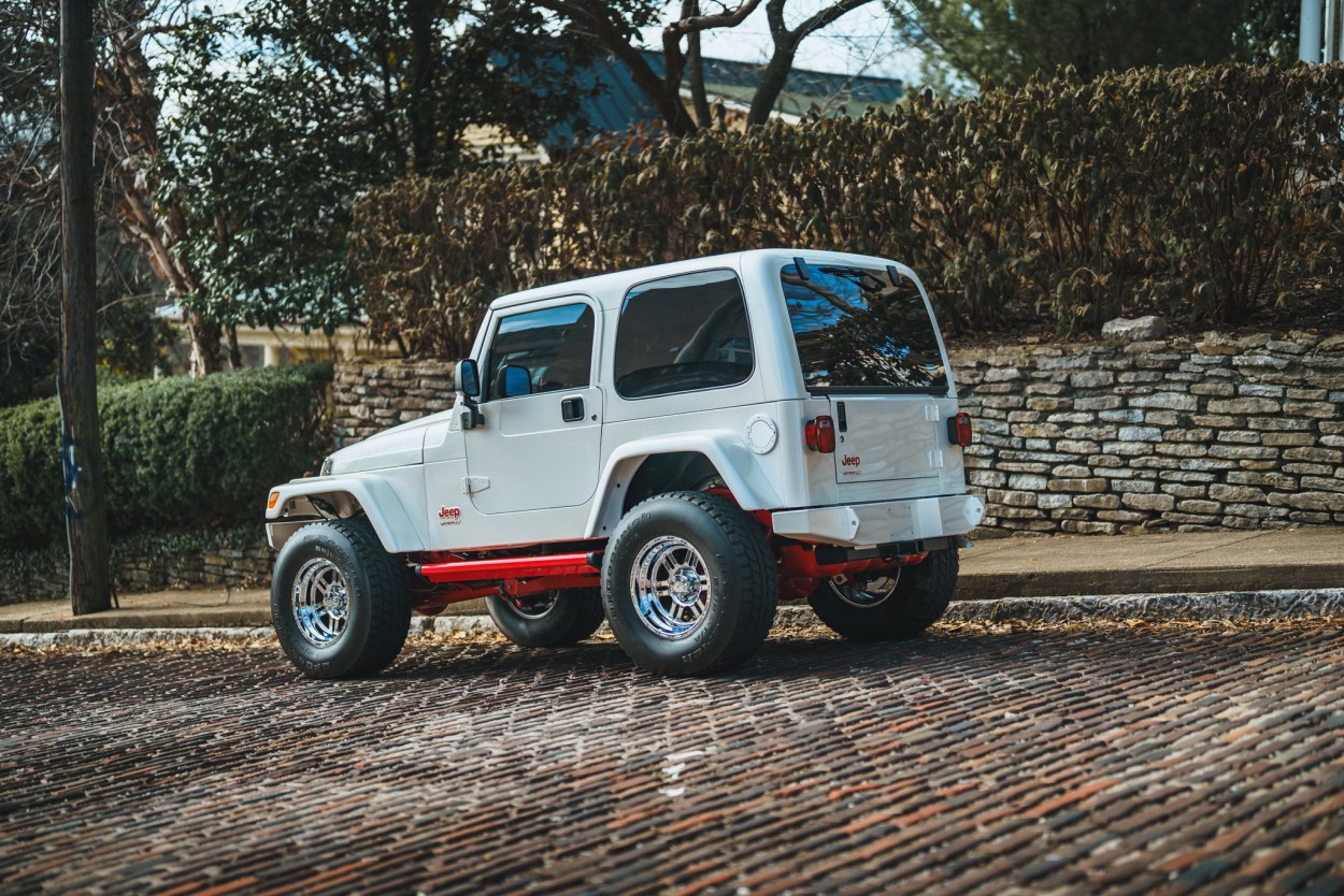 Hemi Who? This Viper V10-Powered Jeep Wrangler Is for Sale
