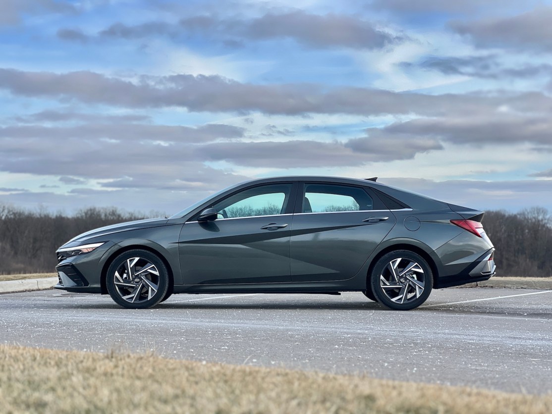 2025 Hyundai Elantra Hybrid Review: Affordable Gas Whisperer