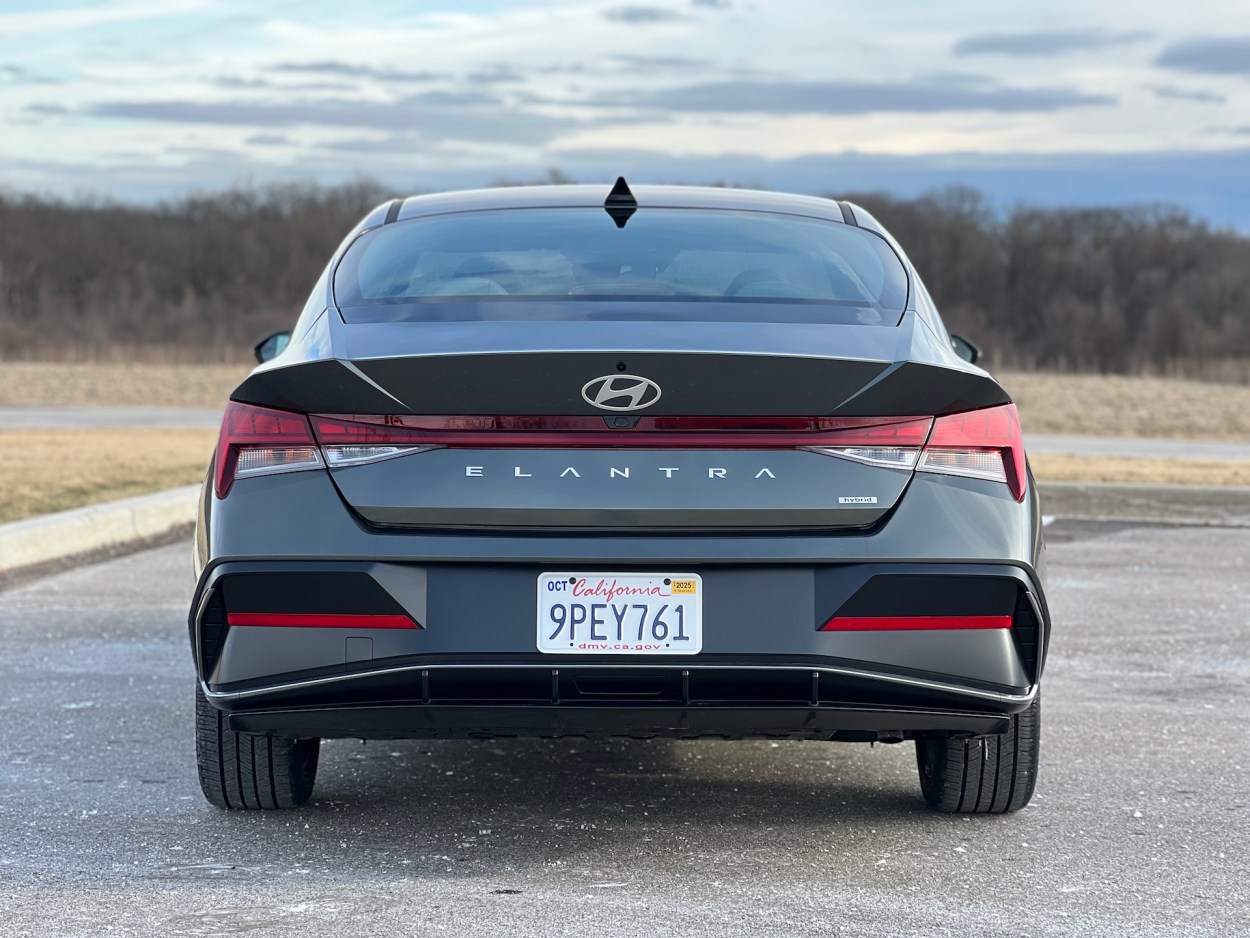 2025 Hyundai Elantra Hybrid Review: Affordable Gas Whisperer