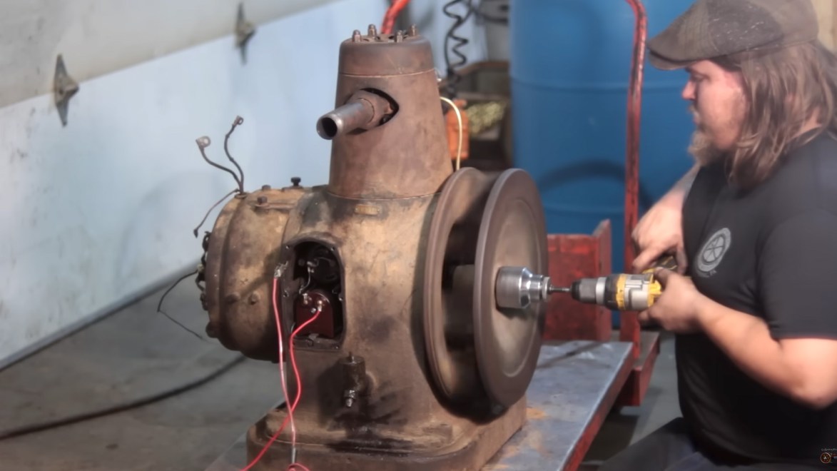 Watch This Overboosted Triple-Turbo Cummins Diesel Engine Explode on ...