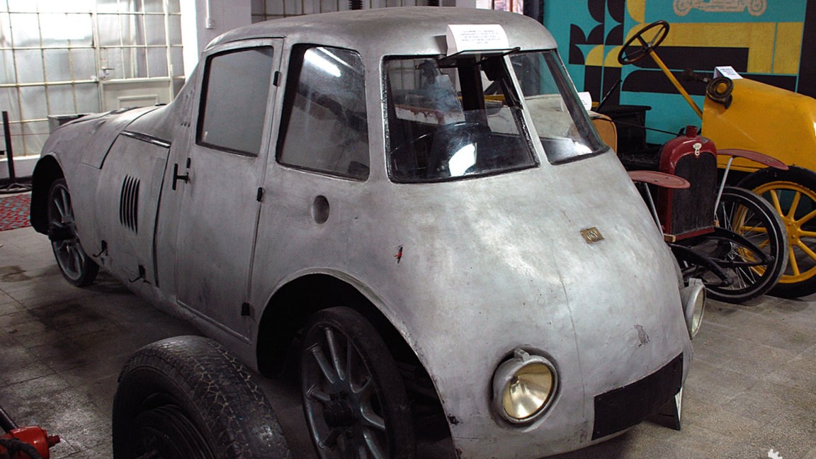 This 103-Year-Old Romanian Clown-Shoe Car Pioneered Automotive Aero as ...