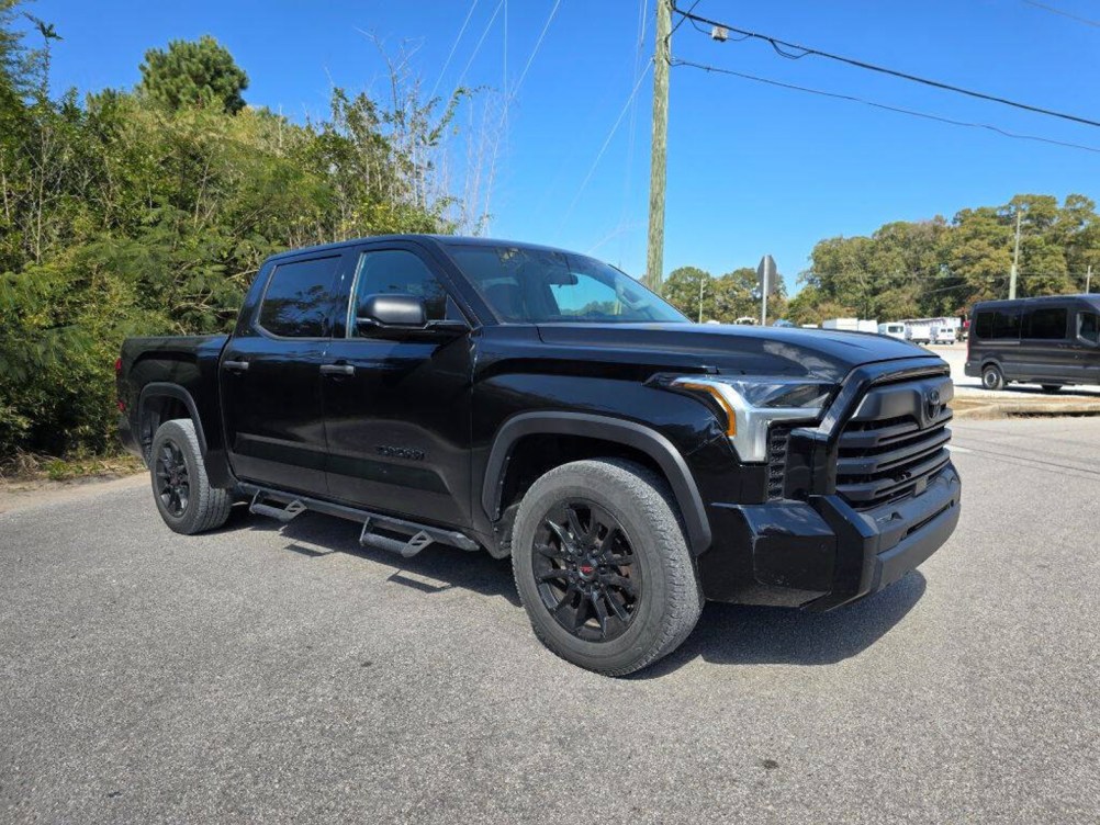 200,000-Mile 2022 Toyota Tundra With Twin-Turbo V6 Shows It’s Possible