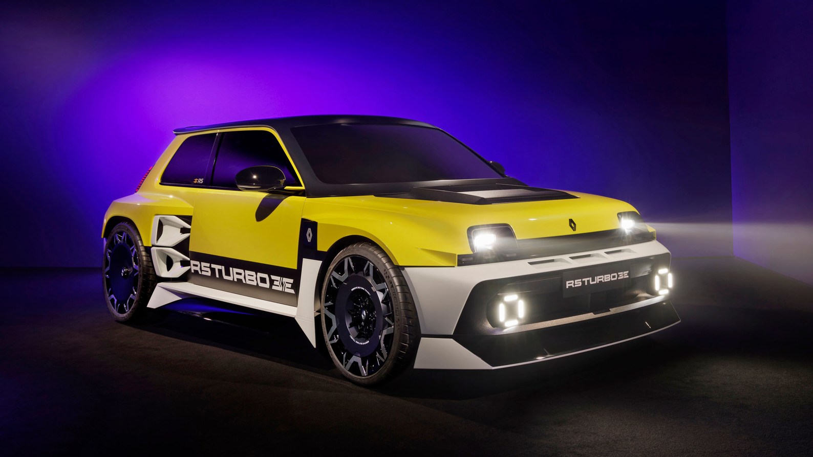 YouTuber Builds Life-Size RC Buggy That Hits 60 MPH, Rips Mean Donuts