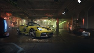 The Porsche 911 Spirit 70 Revives a Gem of the 1970s: A Pasha Interior