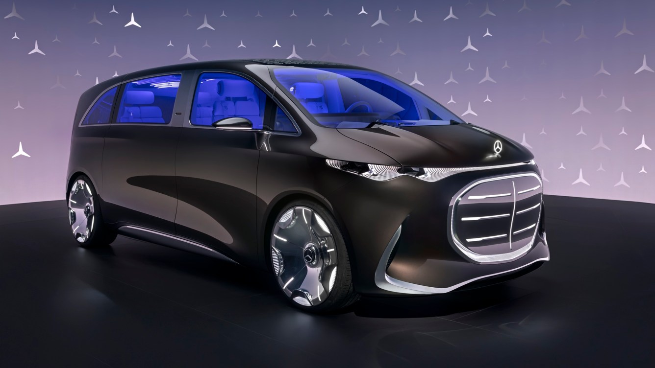 Mercedes’ Rolling VIP Room Concept Van Makes an S-Class Look Cramped