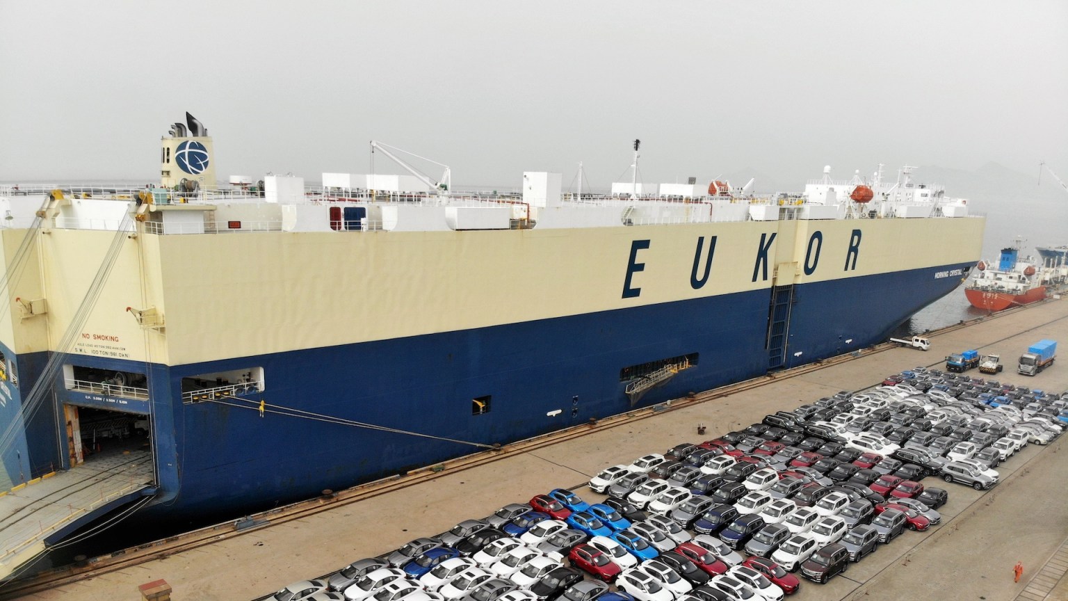 Inside Hyundai's 650-Foot Cargo Ship Docked at the World's Largest Car ...