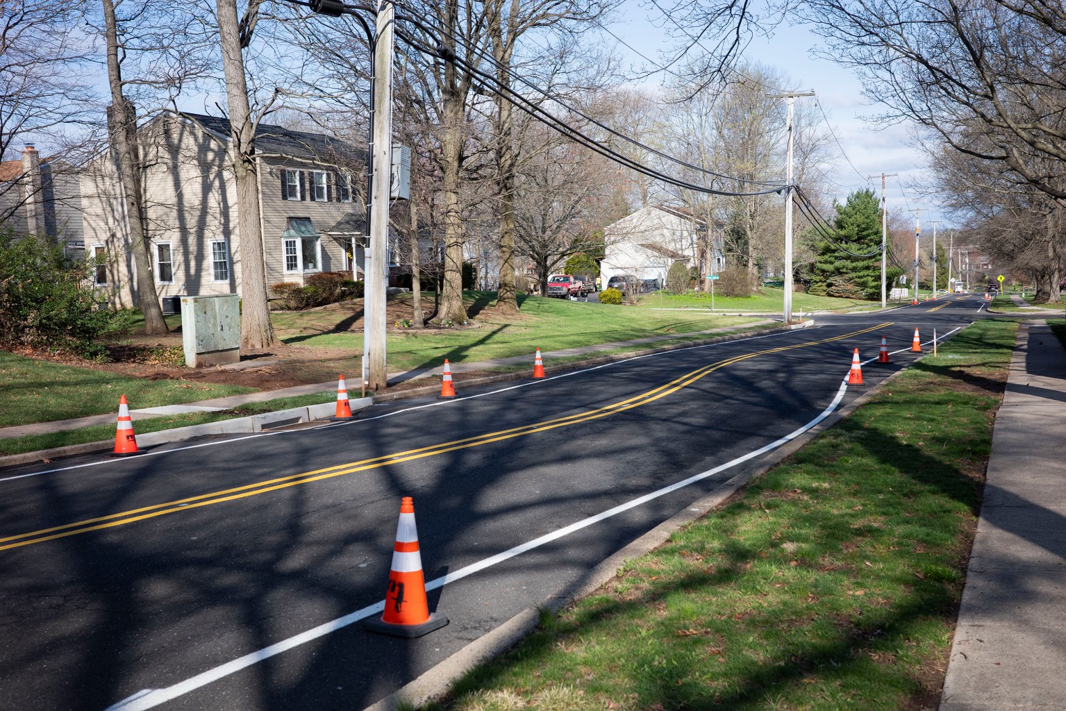 PA Town Paints Squiggly Lanes to Slow Drivers Down, and It's Sort of ...