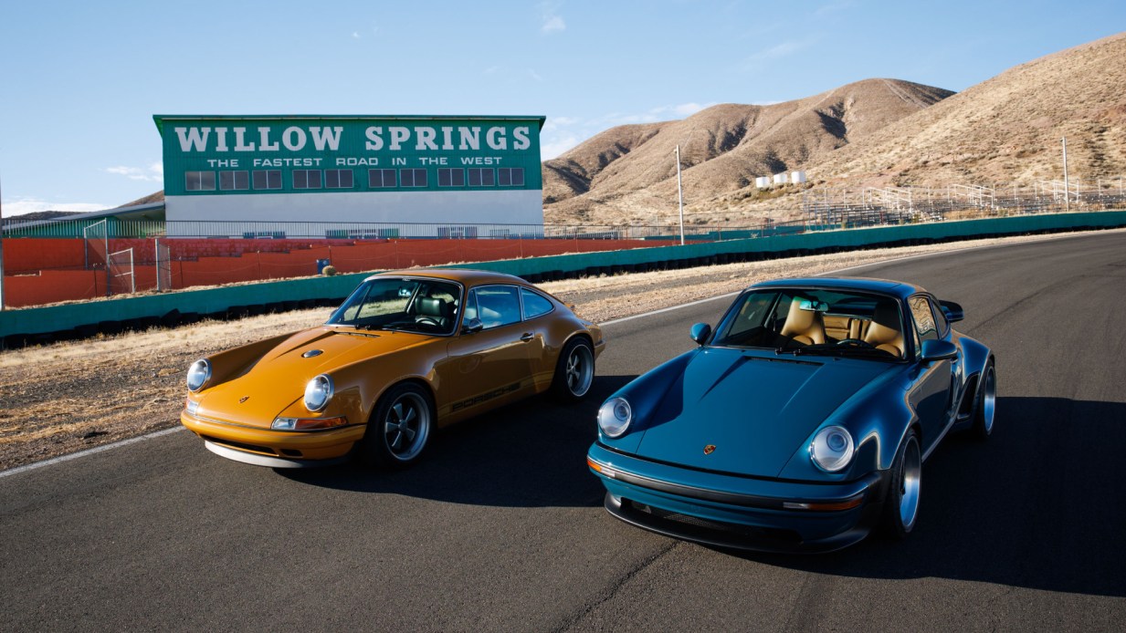 BMW iX: A 300-Mile Electric SUV With a Futuristic Interior and 500 ...