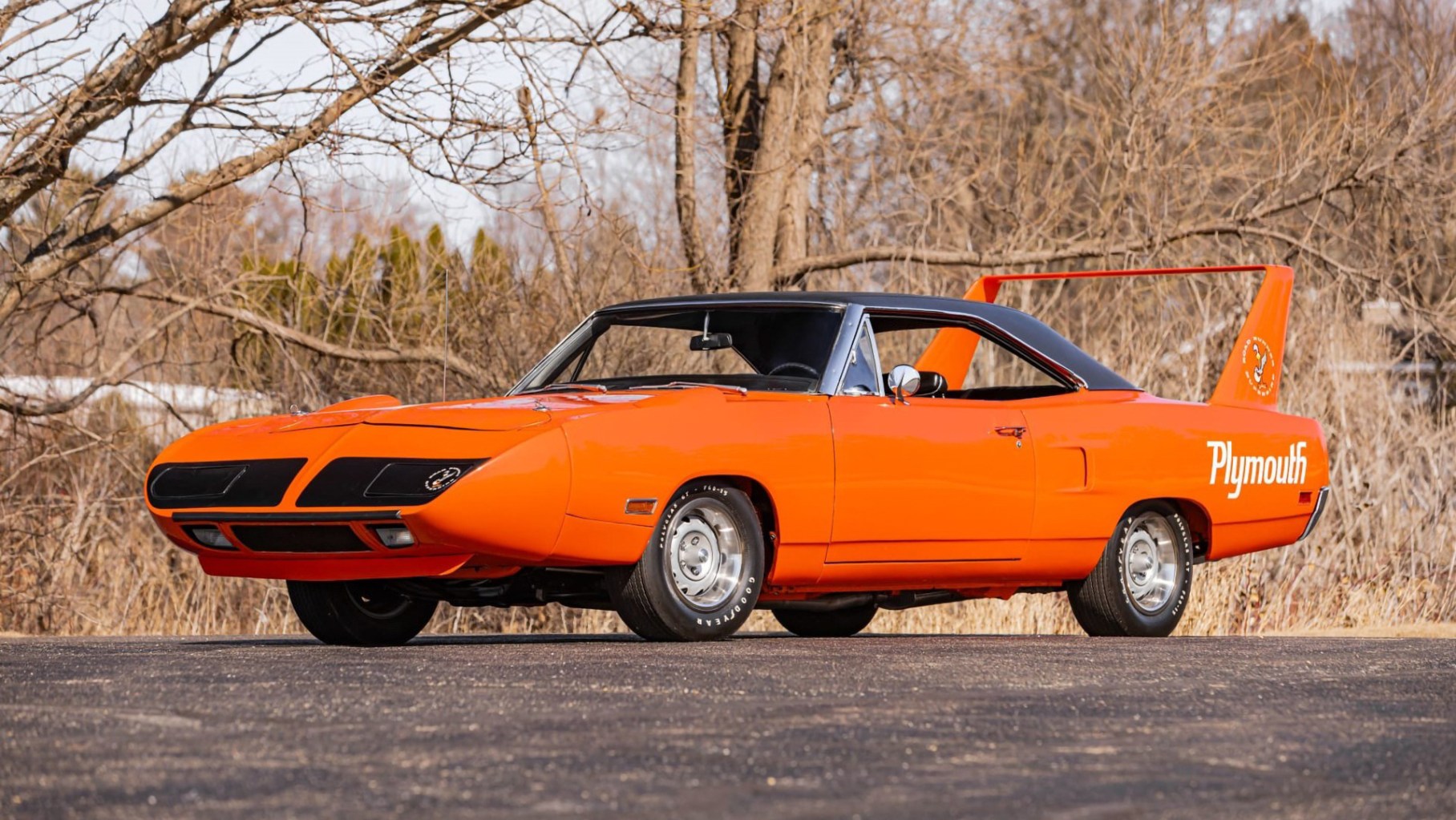 This Plymouth Superbird Sold for $1.65M in 2022. It Just Brought ...