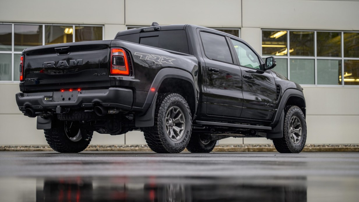 221-Mile Ram TRX Final Edition Selling for $18K Under MSRP Is a Sign of ...