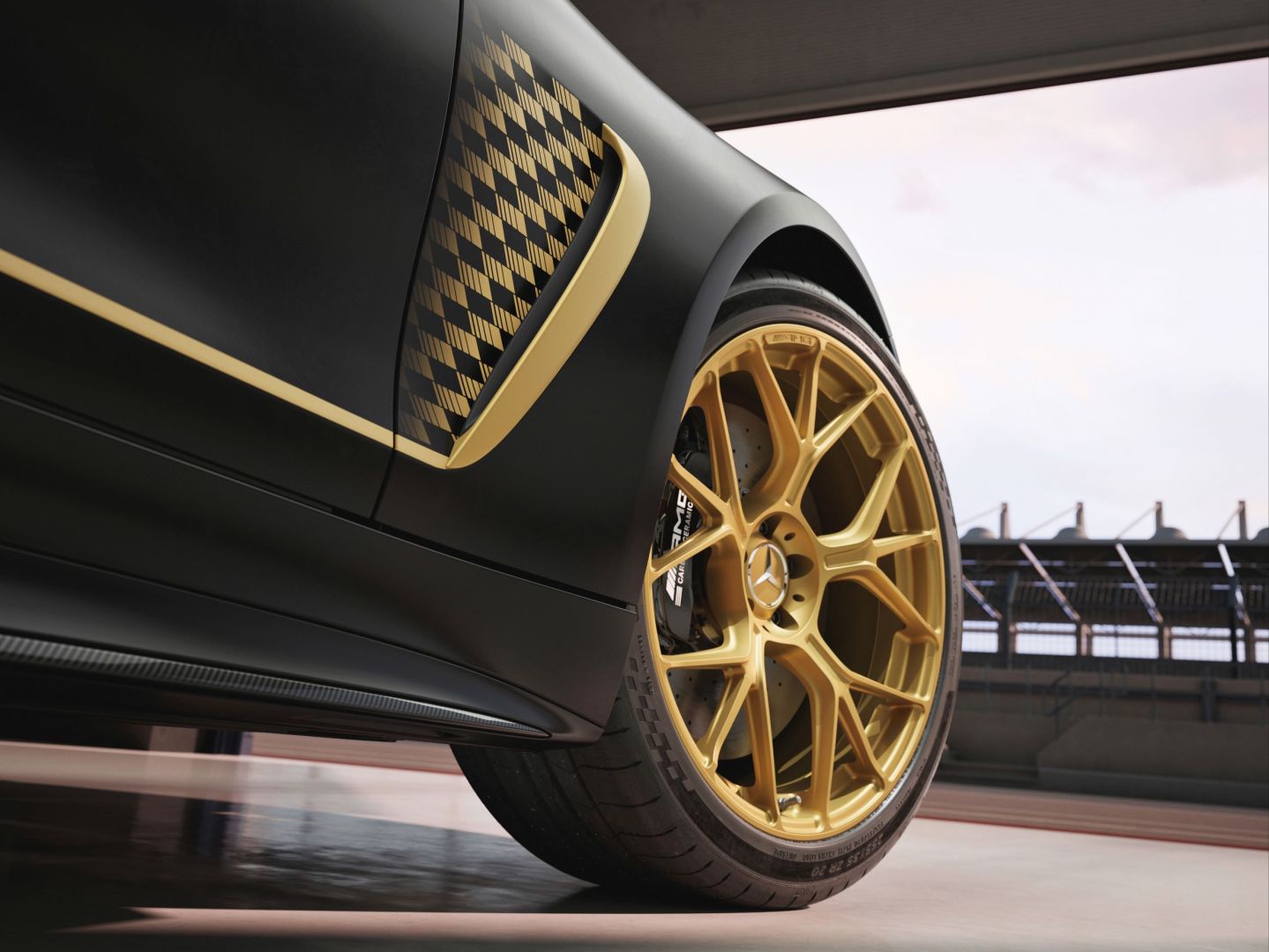 Mercedes-AMG GT 63 APXGP Edition Celebrates Brad Pitt’s New F1 Movie