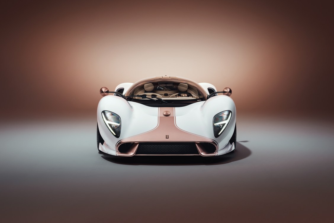 Basic Is Back: Here Are the De Tomaso P72’s Best Throwback Details