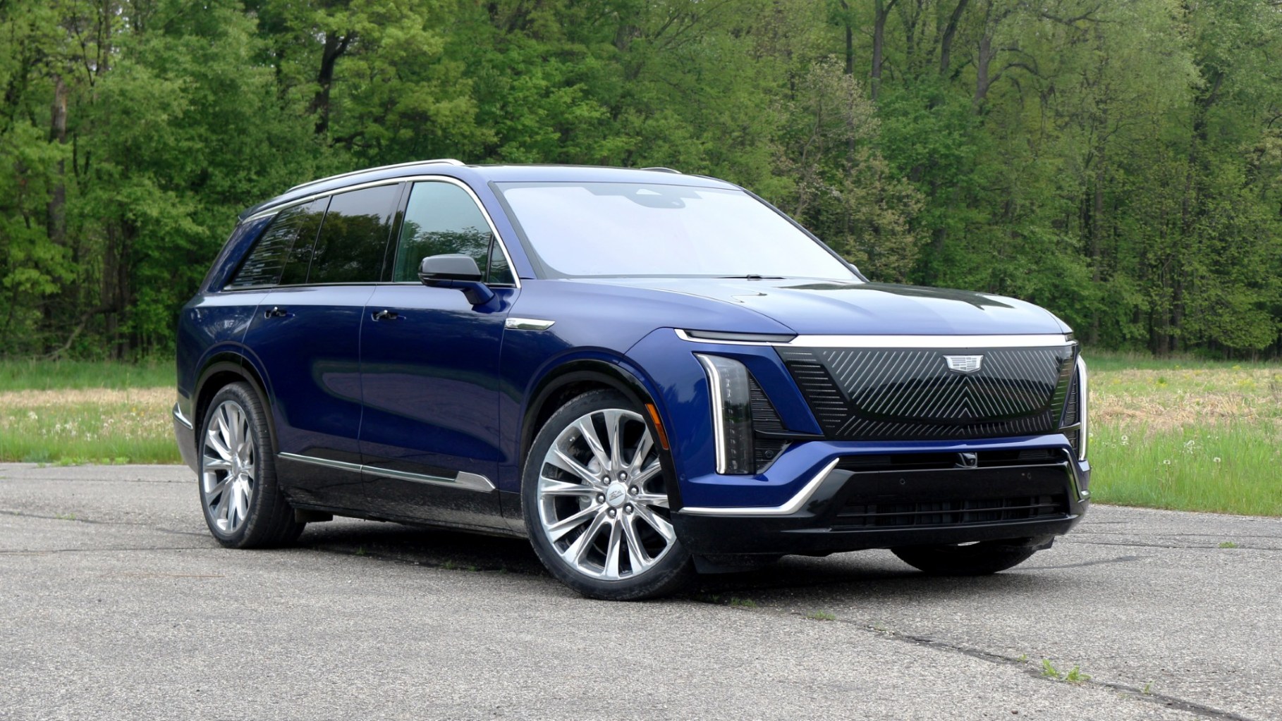 2026 Cadillac Vistiq First Drive Review: Escalade Dreams on Midsize Means