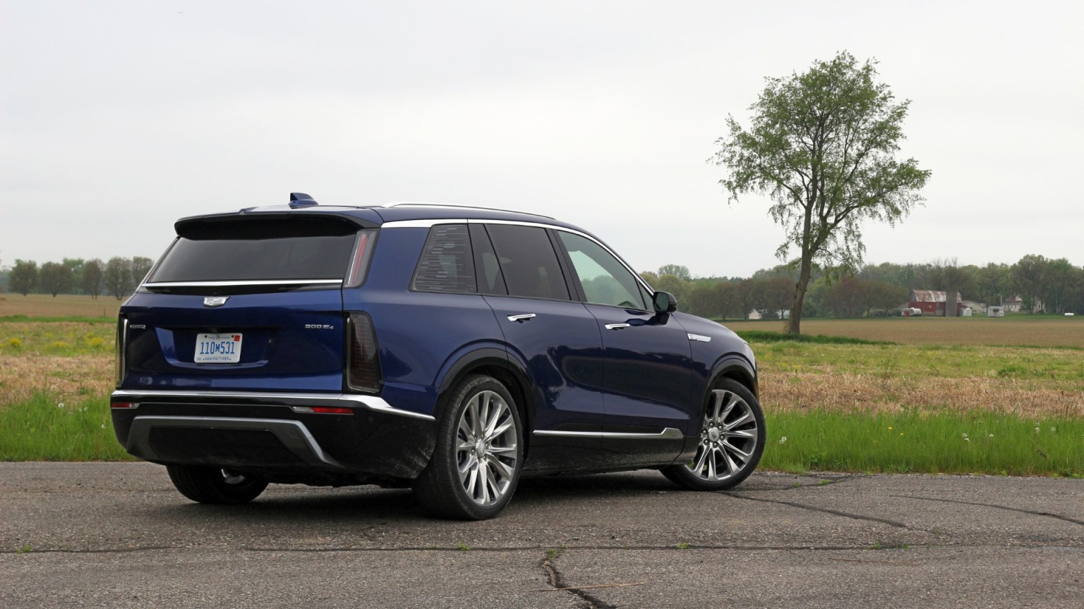 2026 Cadillac Vistiq First Drive Review: Escalade Dreams on Midsize Means