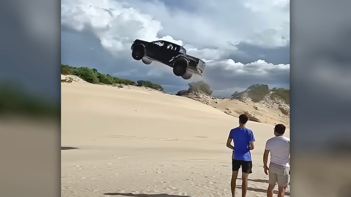 Ford Ranger Raptor Flies 280 Feet in the Send of the Decade