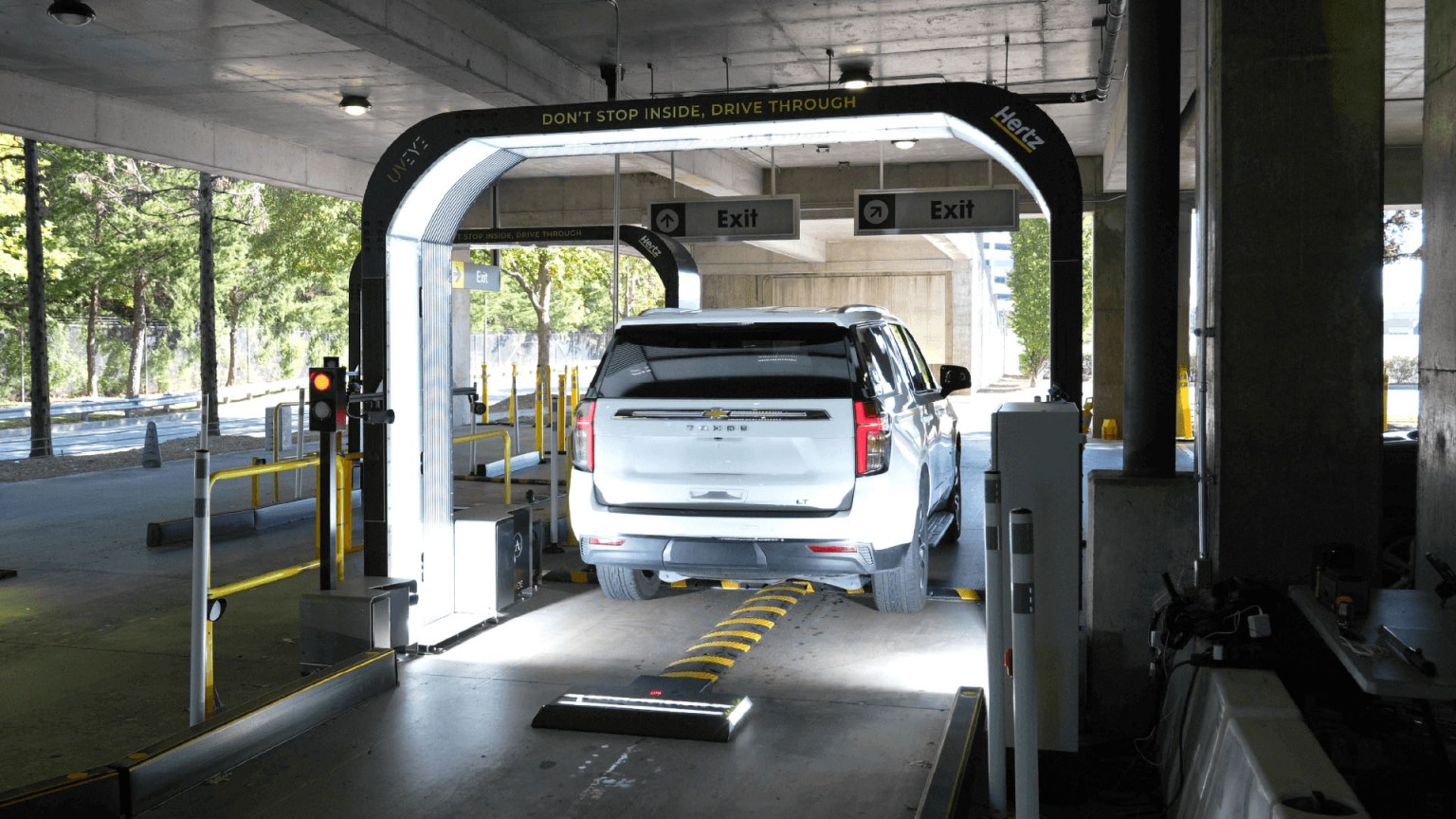 This Is What Happens When Hertz's AI Scanner Finds Damage on Your Rental