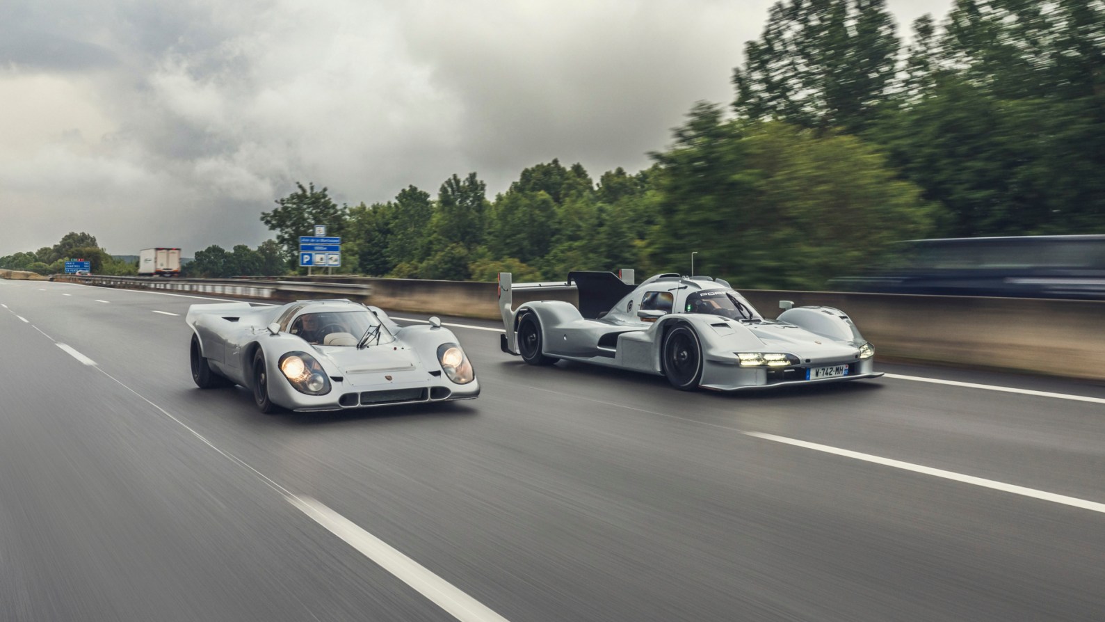 How Porsche Built the Absurd 963 RSP, a Road-Legal Le Mans Hypercar for ...