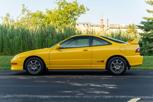 An Acura Integra Type R Just Sold for $204,000